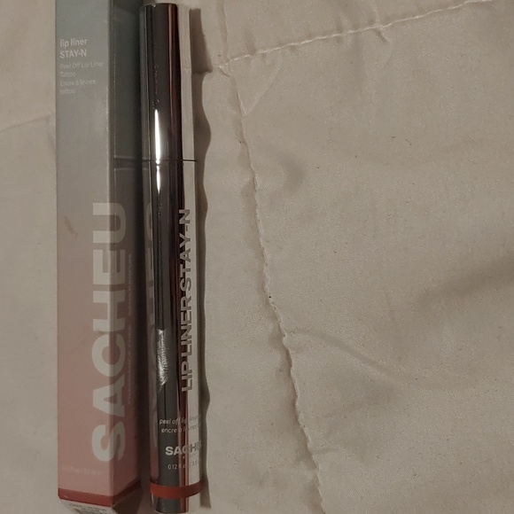 Sacheu | Makeup | Sachet Lip Liner Peel Off Tattoo Muahve 2 New | Poshmark